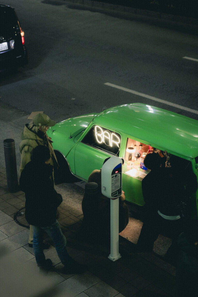interview: listening minibar MIDORI roams around tokyo in MINI car