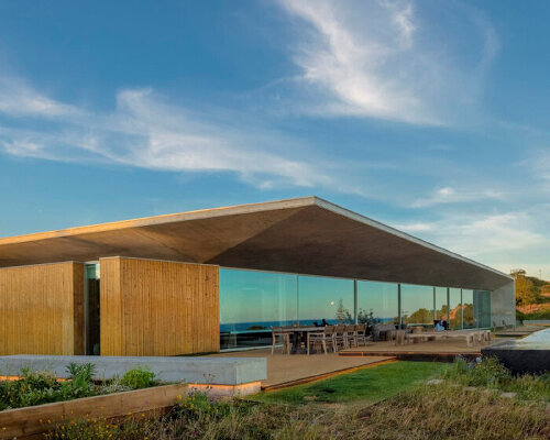 corpo atelier stacks five terraces and a garden on lush golf course