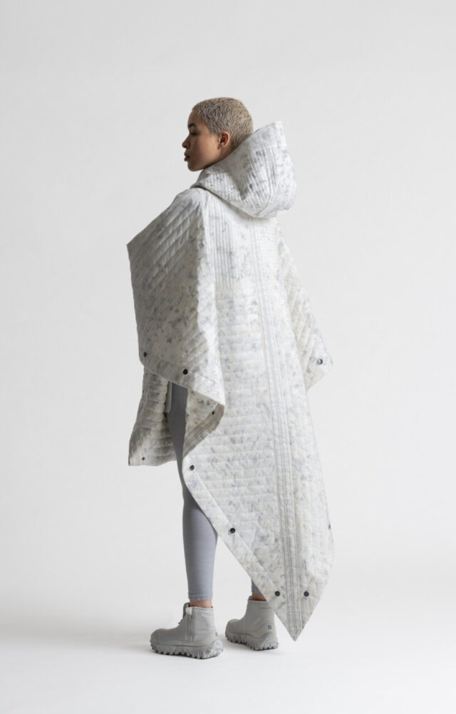 LAYER and RÆBURN produce cape and jacket for any weather