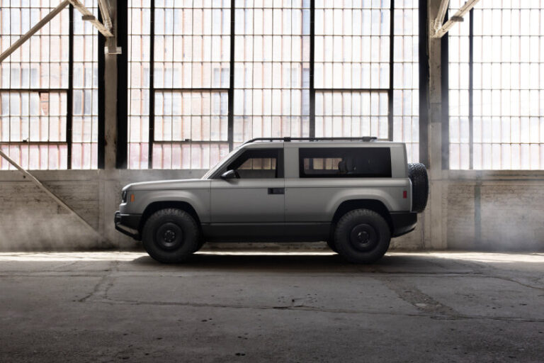 customizable electric pickup truck slate turns into SUV and more