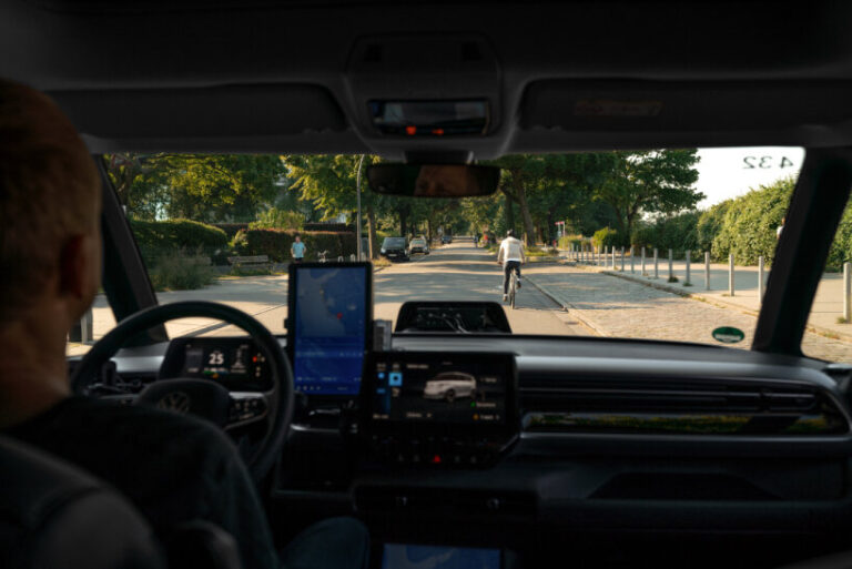 uber to deploy volkswagen’s autonomous electric vans in the US