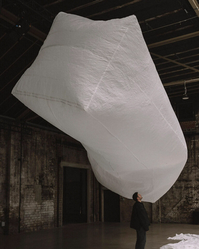 soft cycles: daniel hölzl fills berlin gallery with 'breathing' monoliths