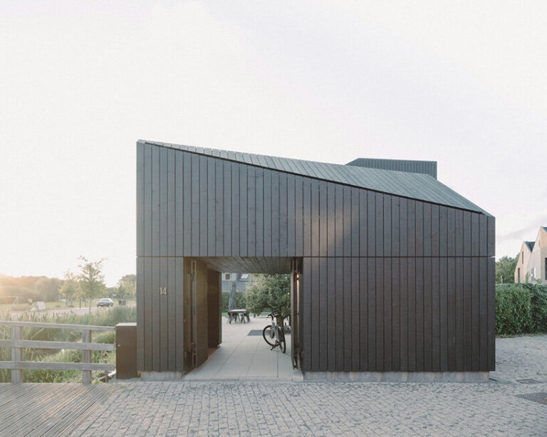 curated roofs and voids frame studio vincent architecture's 'foxhole'