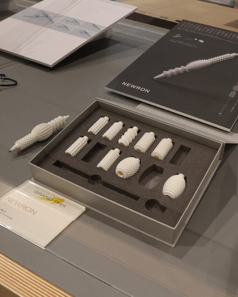concept modular pen NEWRON makes people think