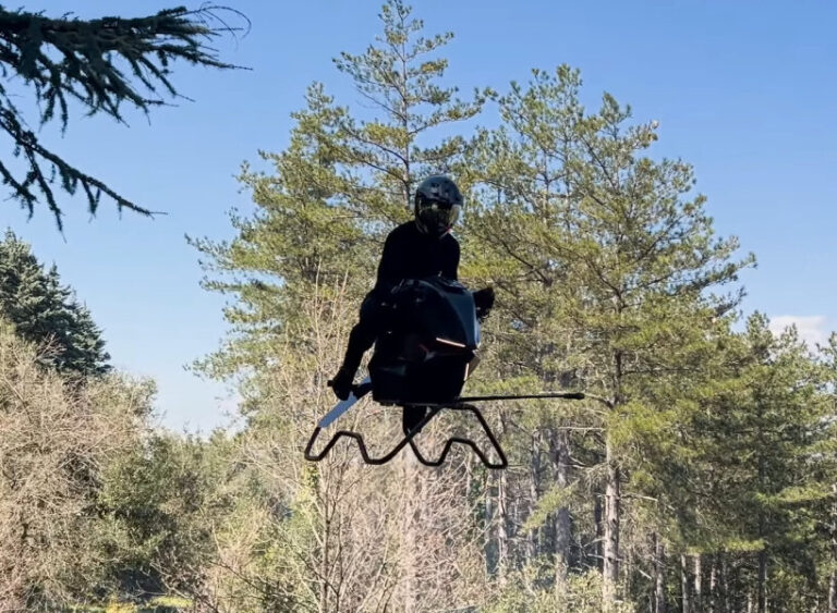 volonaut airbike, the flying superbike, flies for the first time