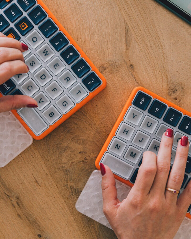 oncue is modular keyboard and wearable cuffs for users with parkinson's