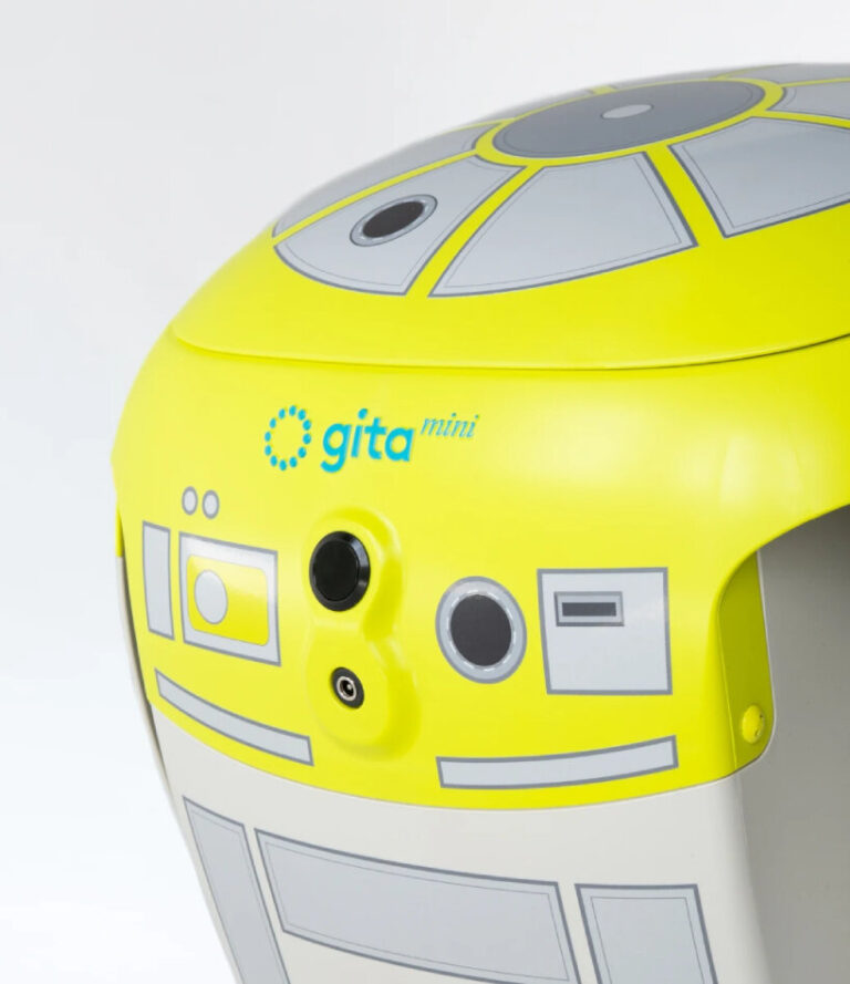 star wars cargo robot follows people and carry their objects