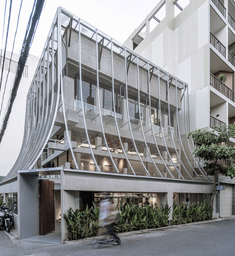 metal veil by KHOA VU turns vietnamese villa into a restaurant