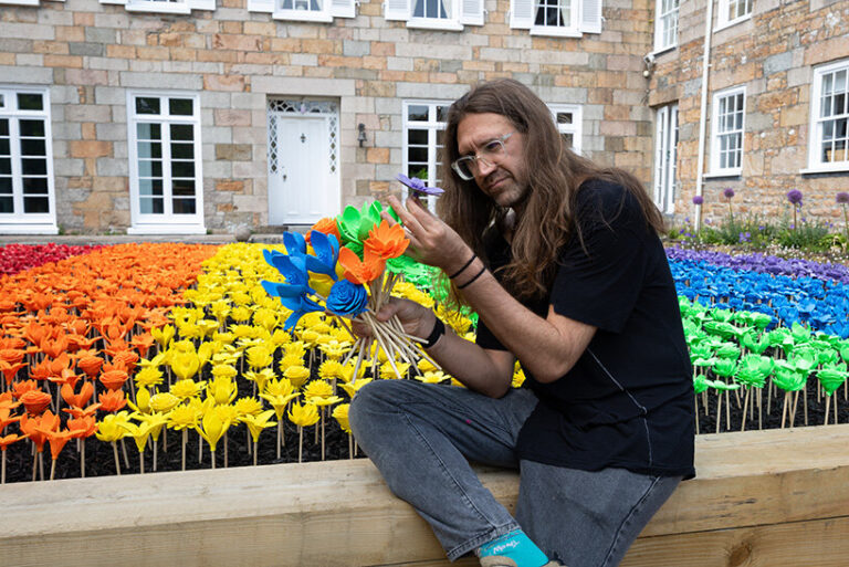 3D printed flowers by stuart semple take over jersey zoo in the UK