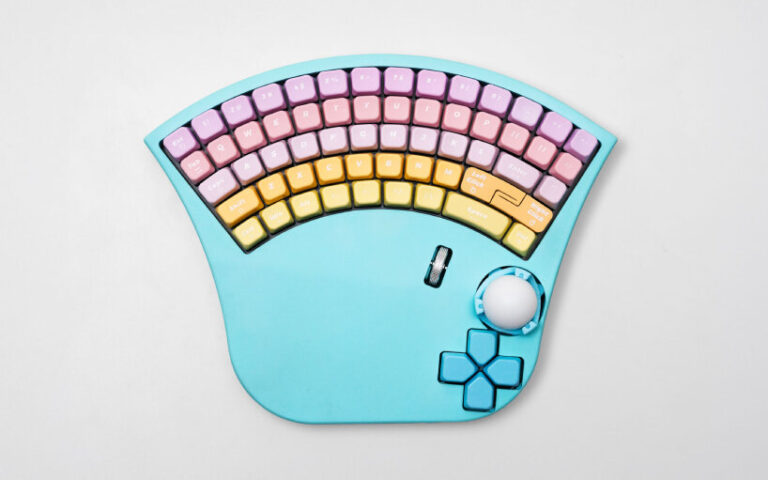 fan-shaped keyboard with mouse lets users type with one hand