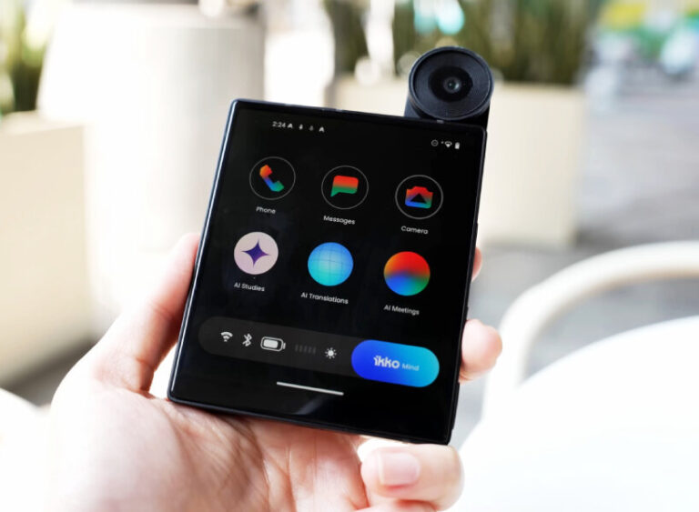 iKKo’s mindone is card-sized AI smartphone with rotatable camera