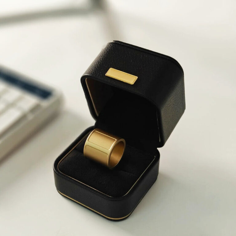 wearable computer mouse ring controls gadgets using finger