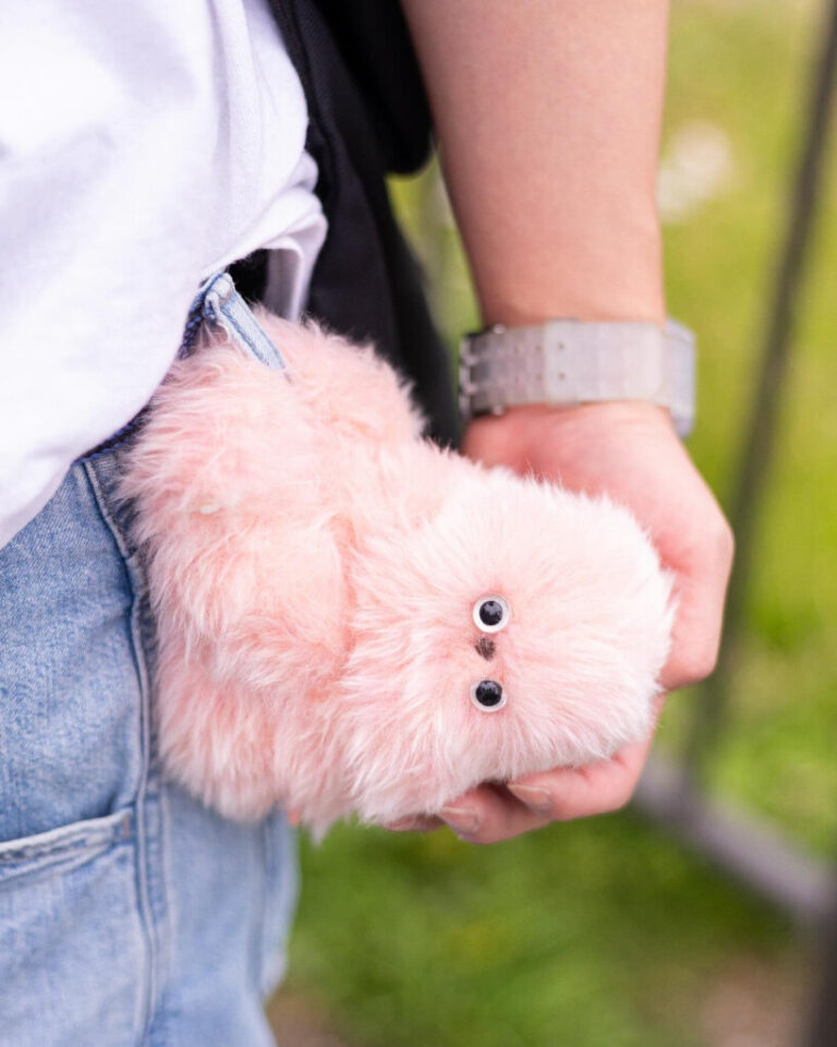 mini attachable robot ‘mirumi’ moves its head when users pet it